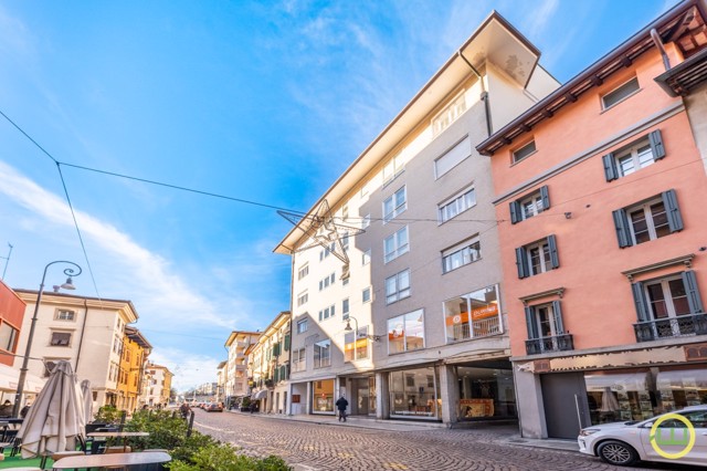 BICAMERE PRIMO INGRESSO VIA POSCOLLE (UD) - Agenzia Immobiliare ÈRATO ...